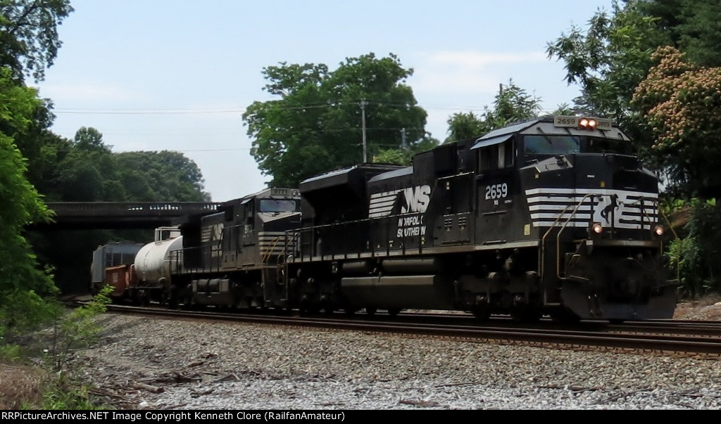 NS train #118 (Manifest) (Macon, GA - Linwood, NC) (pic 1)